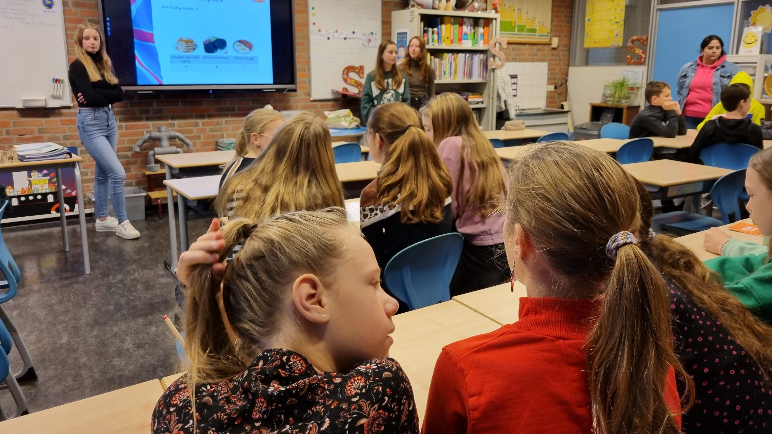 Engelse les – Omroep Hoeksche Waard