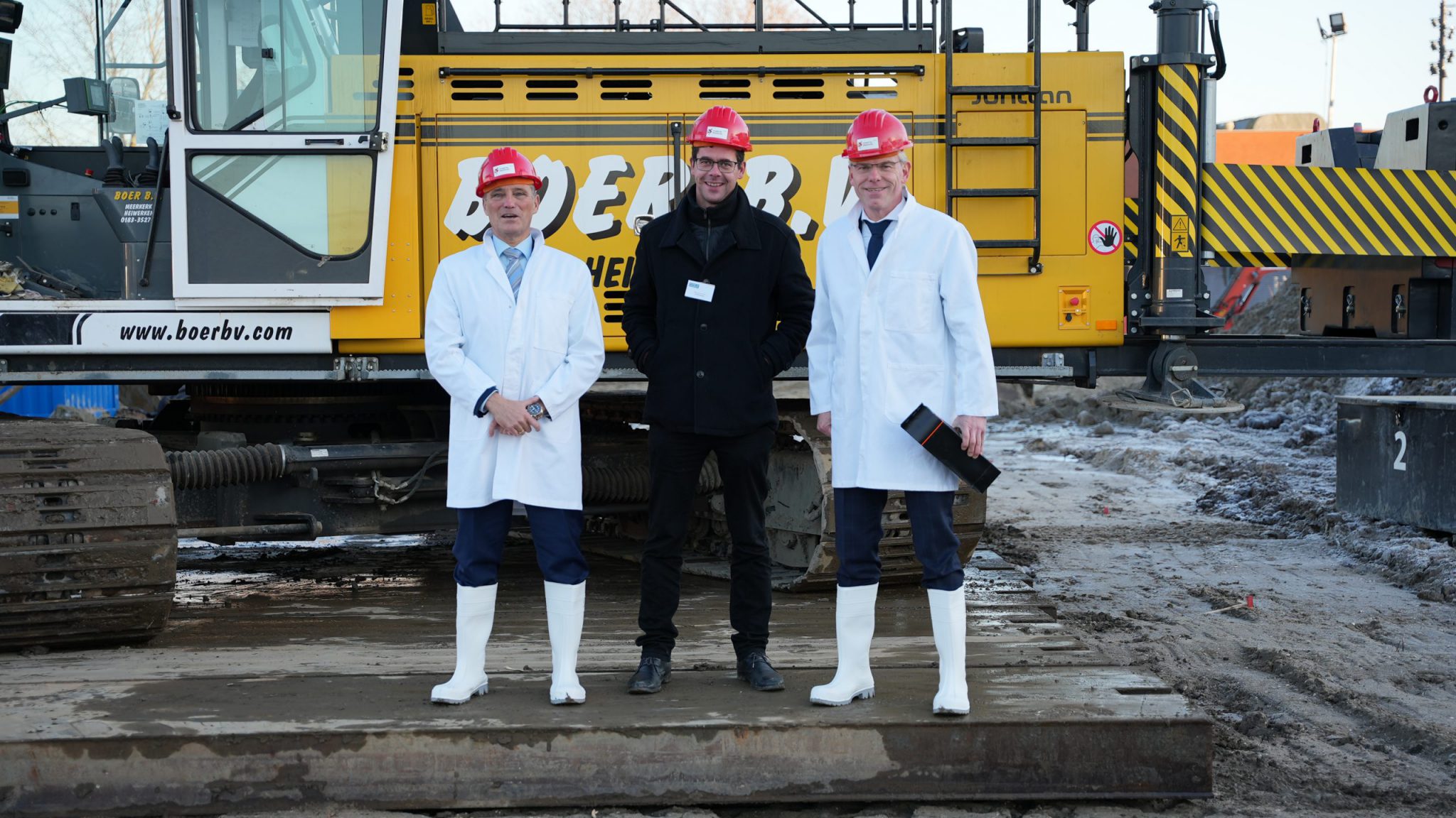 Eerste paal voor woningen van plan Kruidhof in Puttershoek – Omroep ...